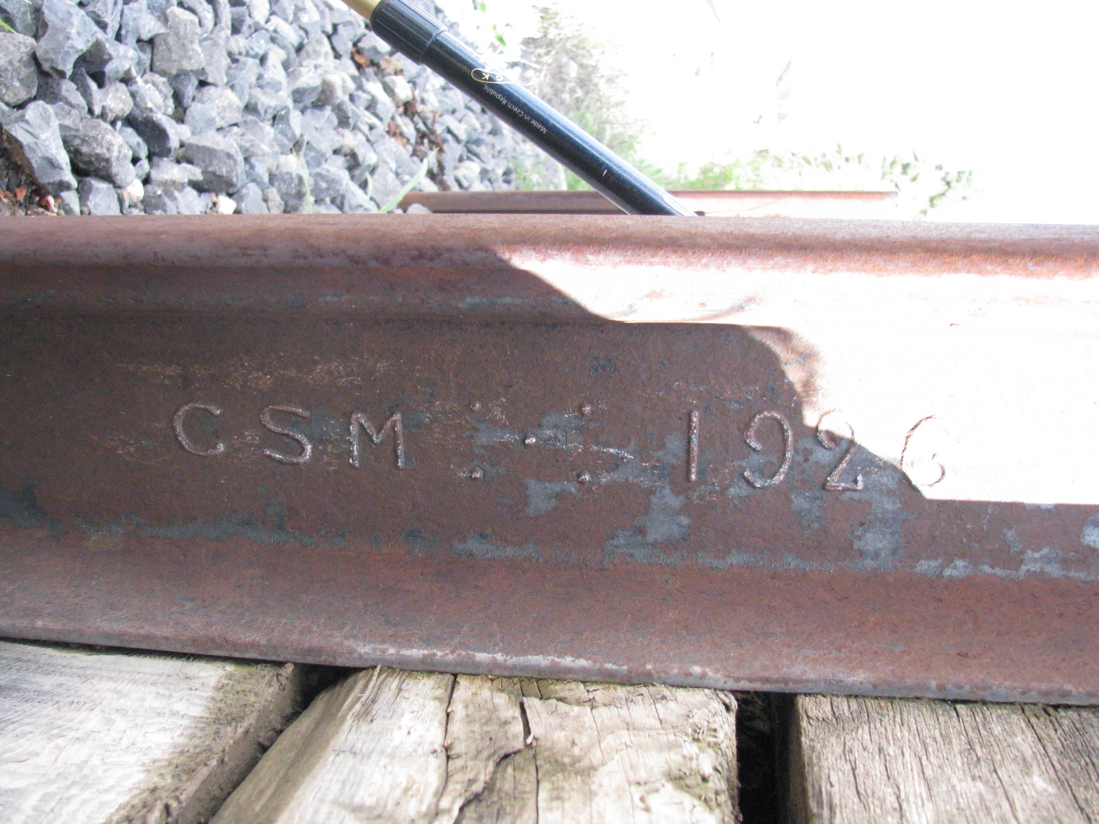 Walzzeichen: CSM – Die Welt der Eisenbahnschienen